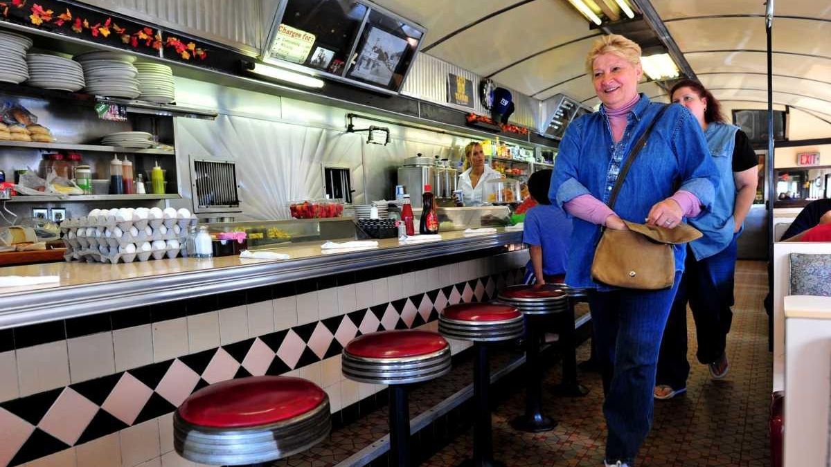 All aboard the 'railroad car' diner - Newsday
