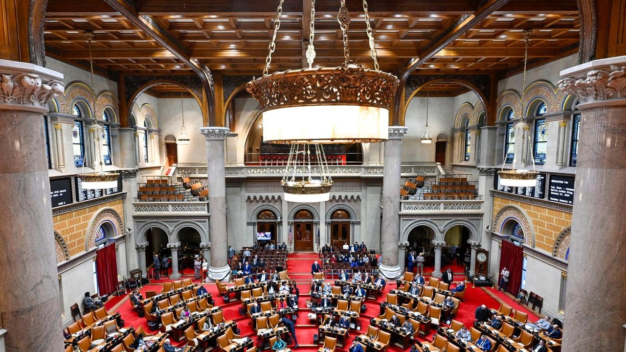 Texas wants to redraw its congressional lines before the midterms. Will NY follow suit? - Newsday