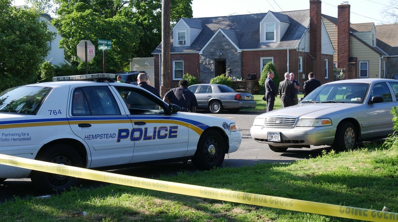 Man gunned down, teen shot in Hempstead, Nassau police say - Newsday