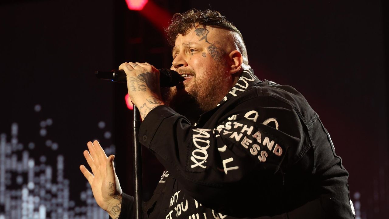 Country star Jelly Roll coming to UBS, MSG - Newsday