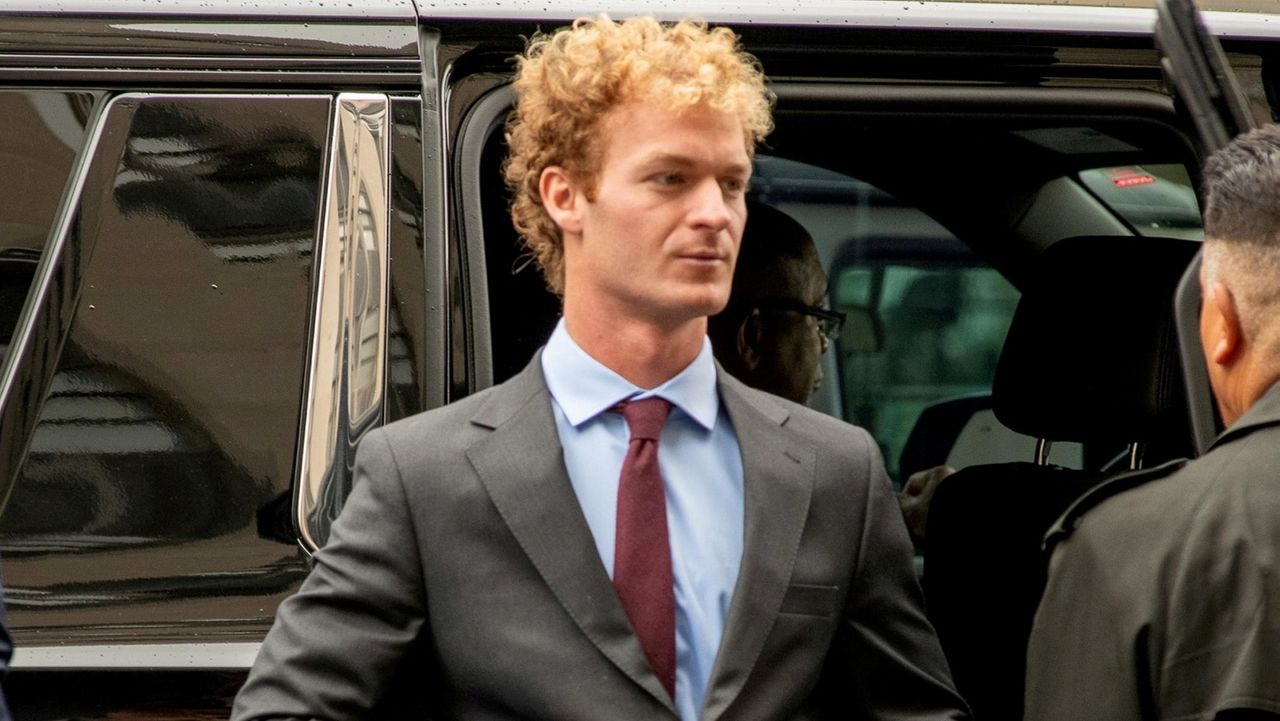 Testimony concludes in Daniel Penny chokehold trial in Manhattan - Newsday