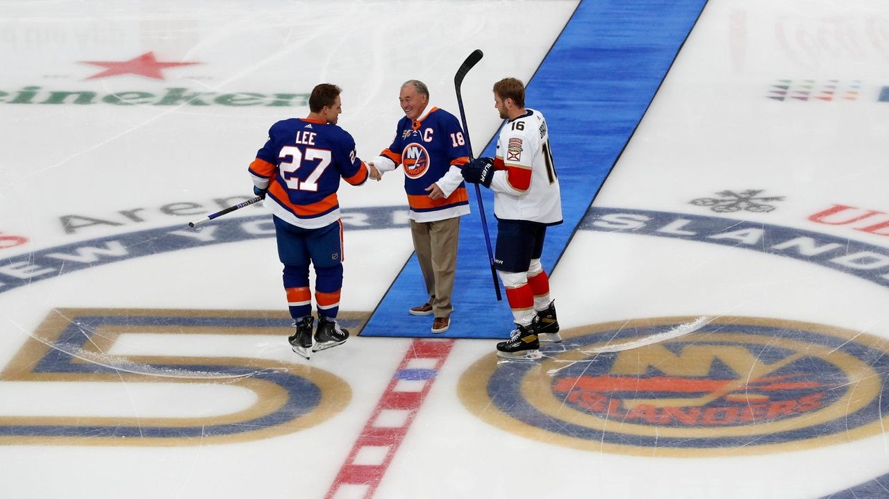Original Isle Westfall drops first puck at opener for 50th anniversary ...