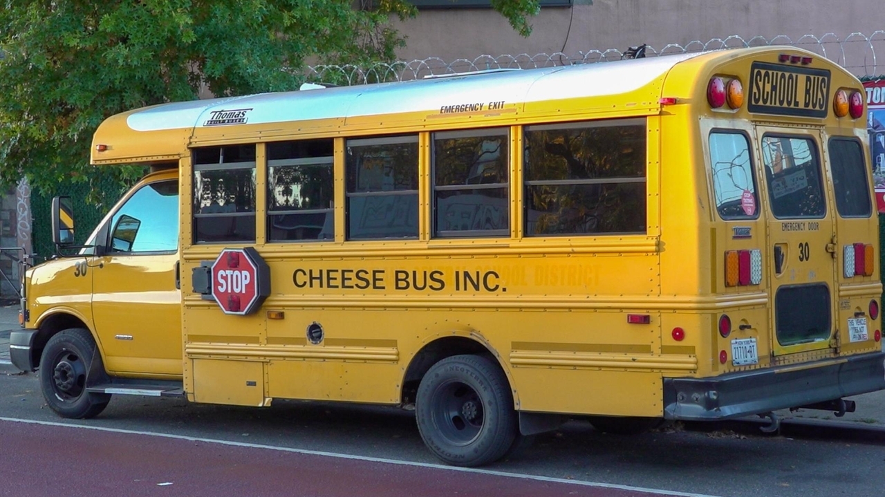 DA: Forged insurance papers filed by school bus company - Newsday