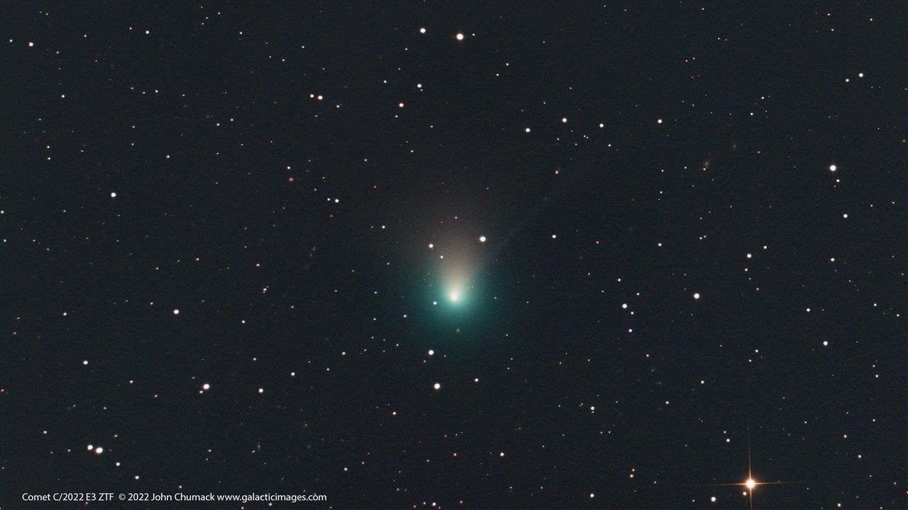 Comet last seen 50,000 years ago now visible over Long Island - Newsday