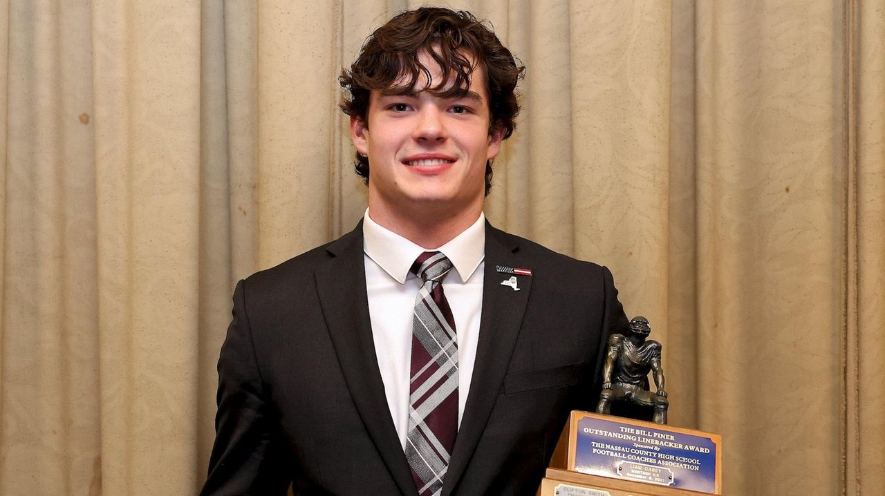 Farmingdale's Trevor Gayron earns Flatley and Piner awards - Newsday