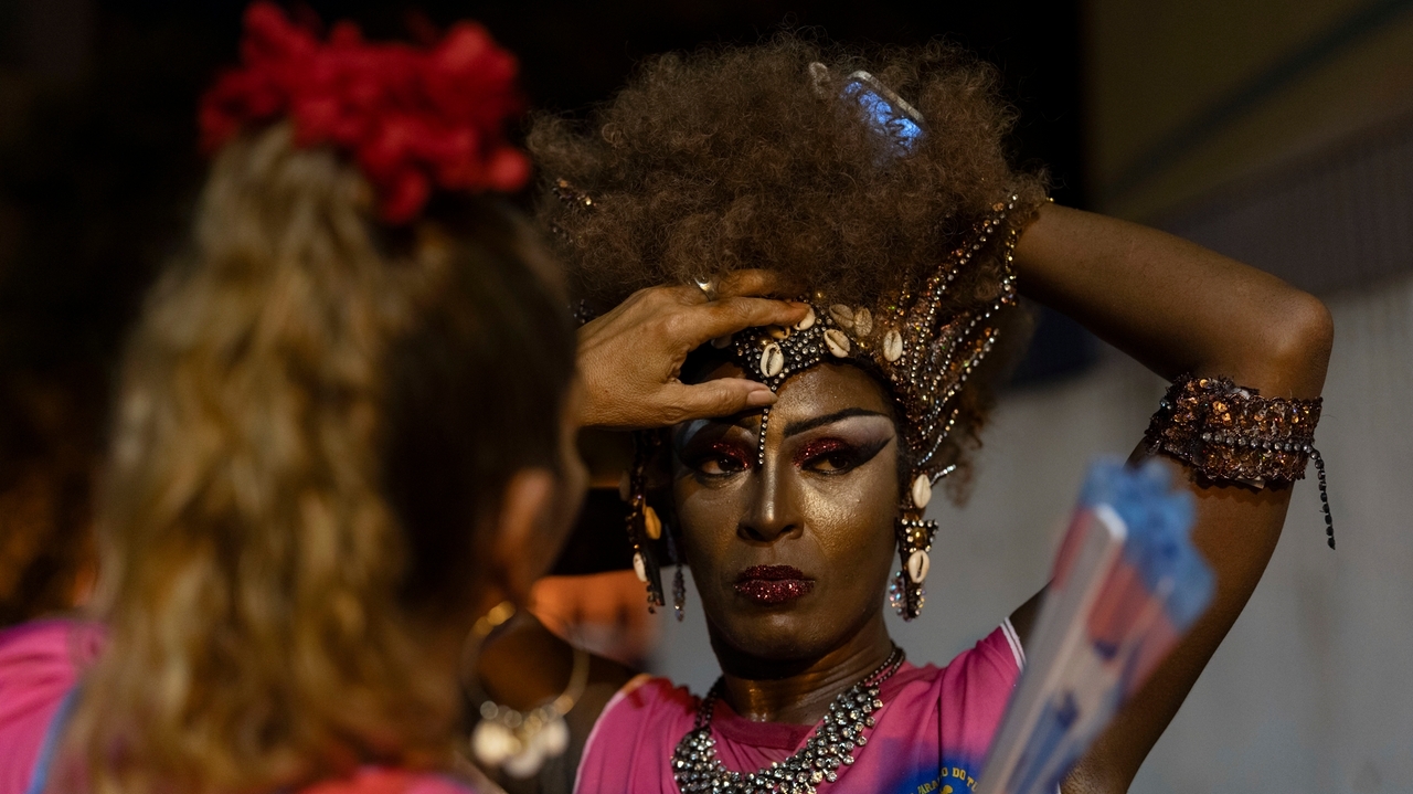 A Rio Carnival parade will tell the story of a trans woman nearly ...
