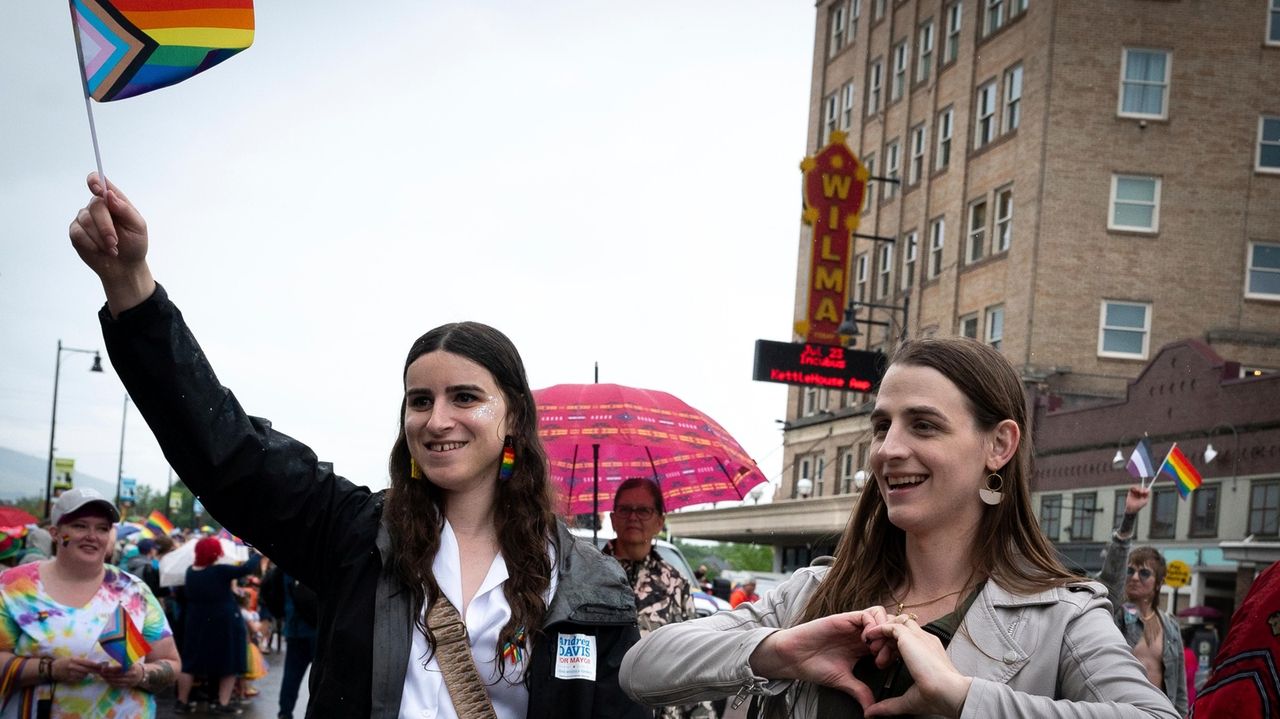 Power couple Zooey Zephyr and Erin Reed are spreading hope to fellow ...