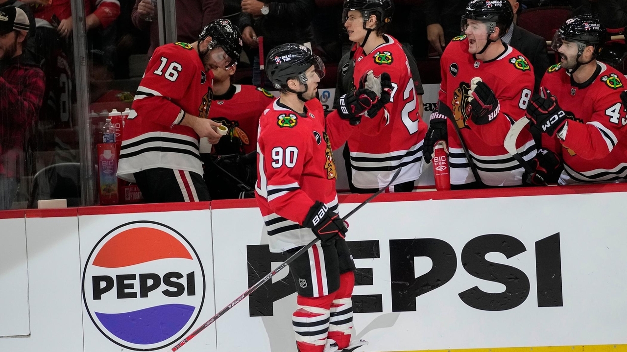 Tyler Johnson scores in 3rd period as Blackhawks beat Avalanche 3-2 ...
