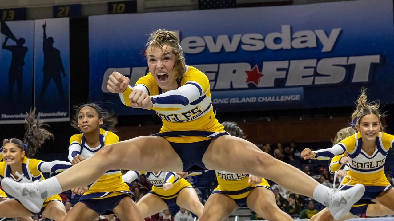 Newsday Cheer Fest 2025: West Babylon - Newsday