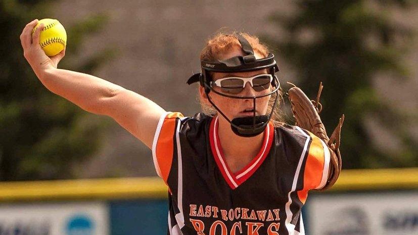 Emily Chelius propels East Rockaway to state softball tournament - Newsday