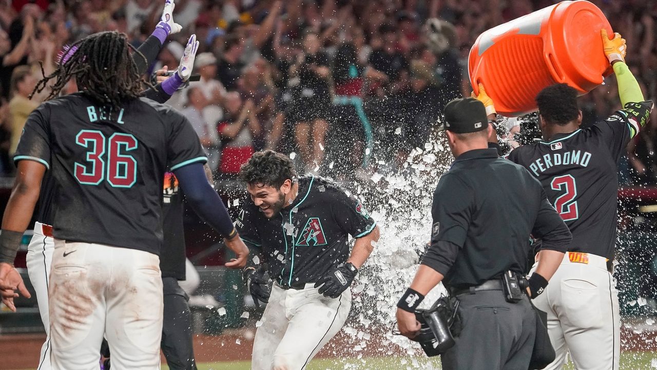 Adrian Del Castillo hits winning homer in 9th inning in 2nd MLB game, D ...
