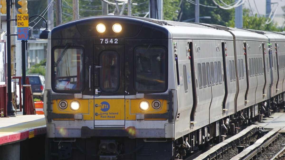 List of last LIRR trains - Newsday