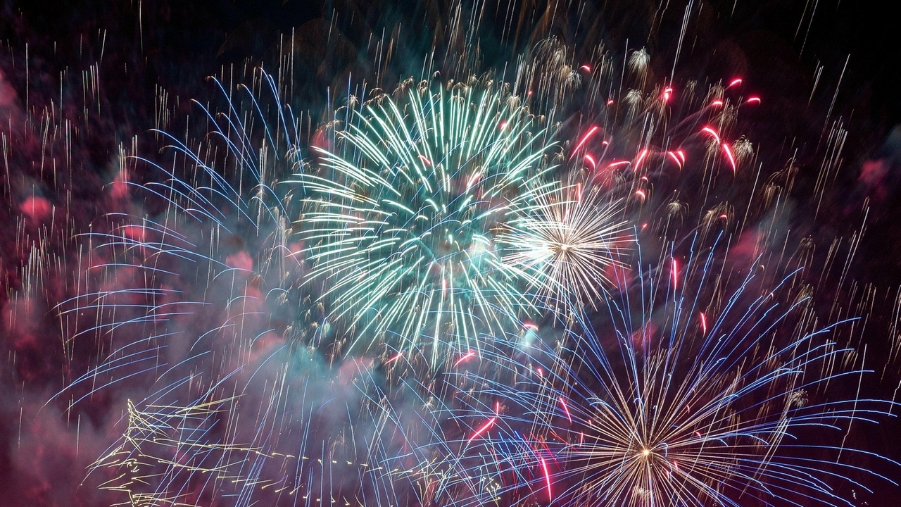 Independence Day fireworks shows to be presented across Long Island ...