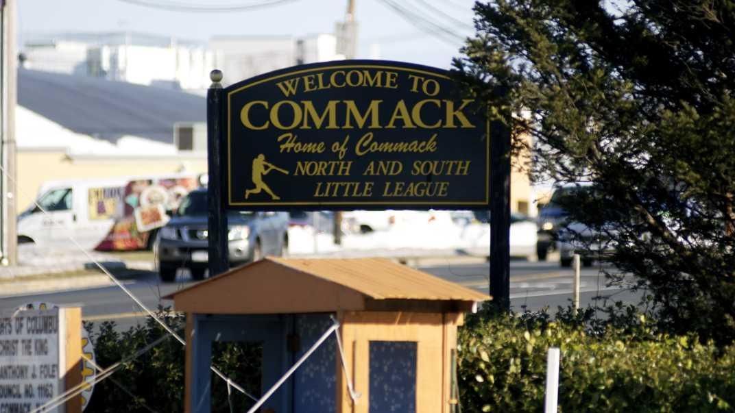 Hearing in Commack on Mayfair mall plan - Newsday