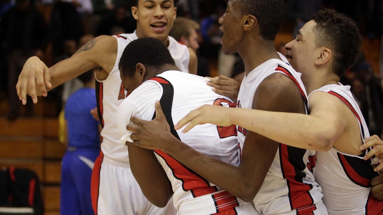 Gary Looney's layup in OT helps Amityville win Class A crown - Newsday