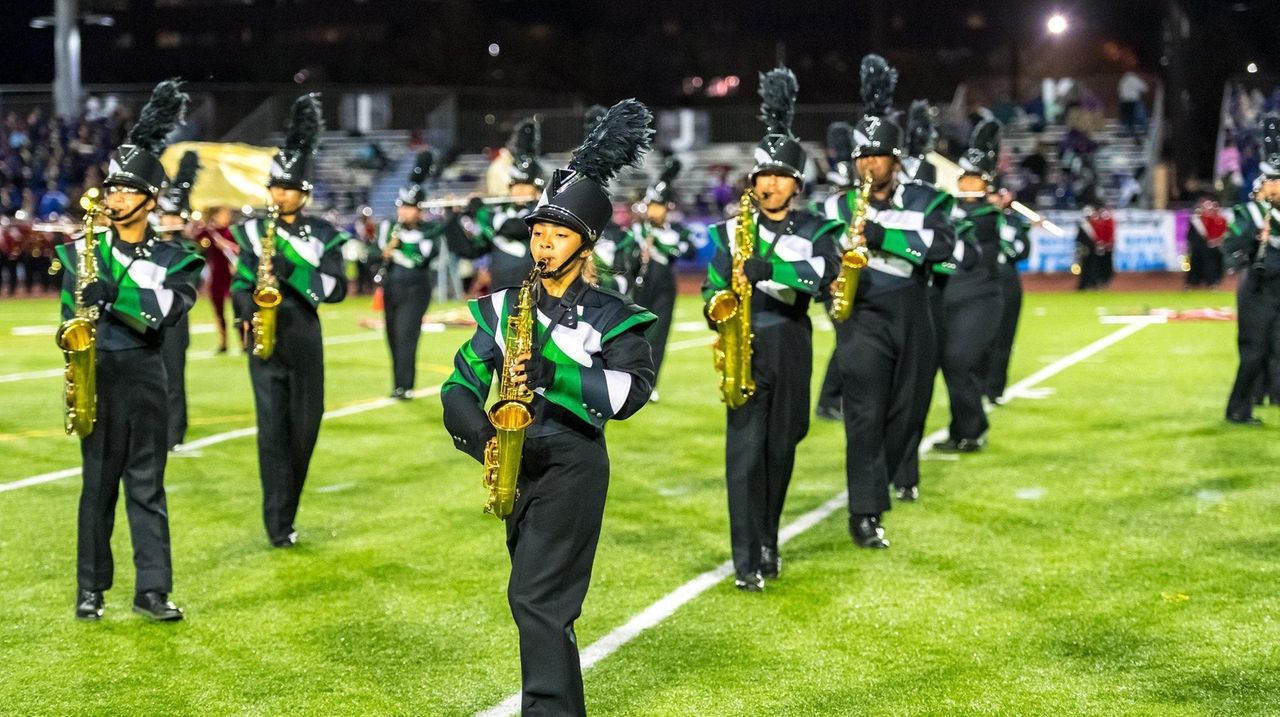 Newsday Marching Band Festival 2019: Brentwood - Newsday