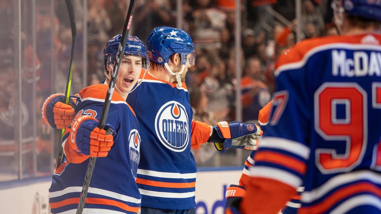 Oilers win 16th straight to move within one of tying NHL record ...