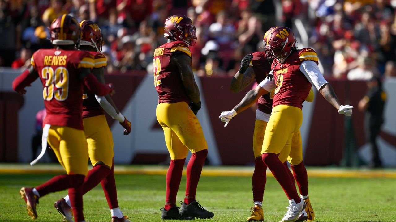 Washington Commanders ride 4-game winning streak into a showdown at the ...