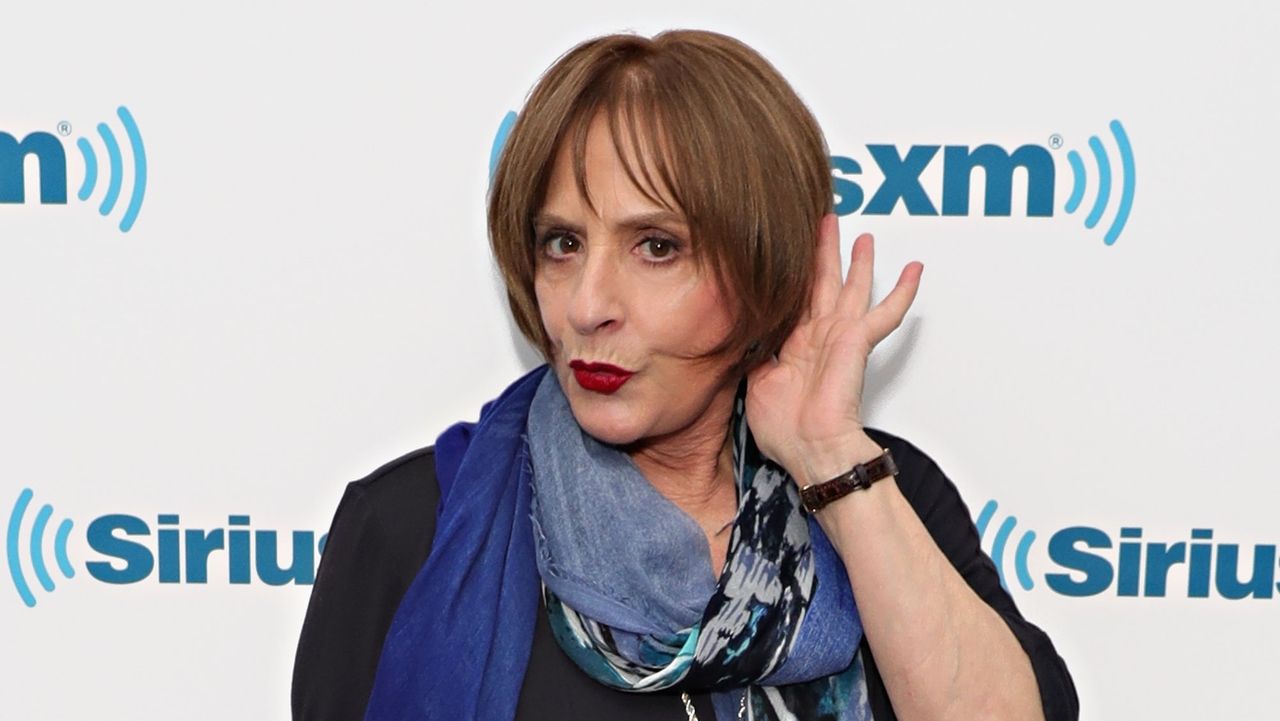 Patti LuPone yells at patrons for improper masking - Newsday