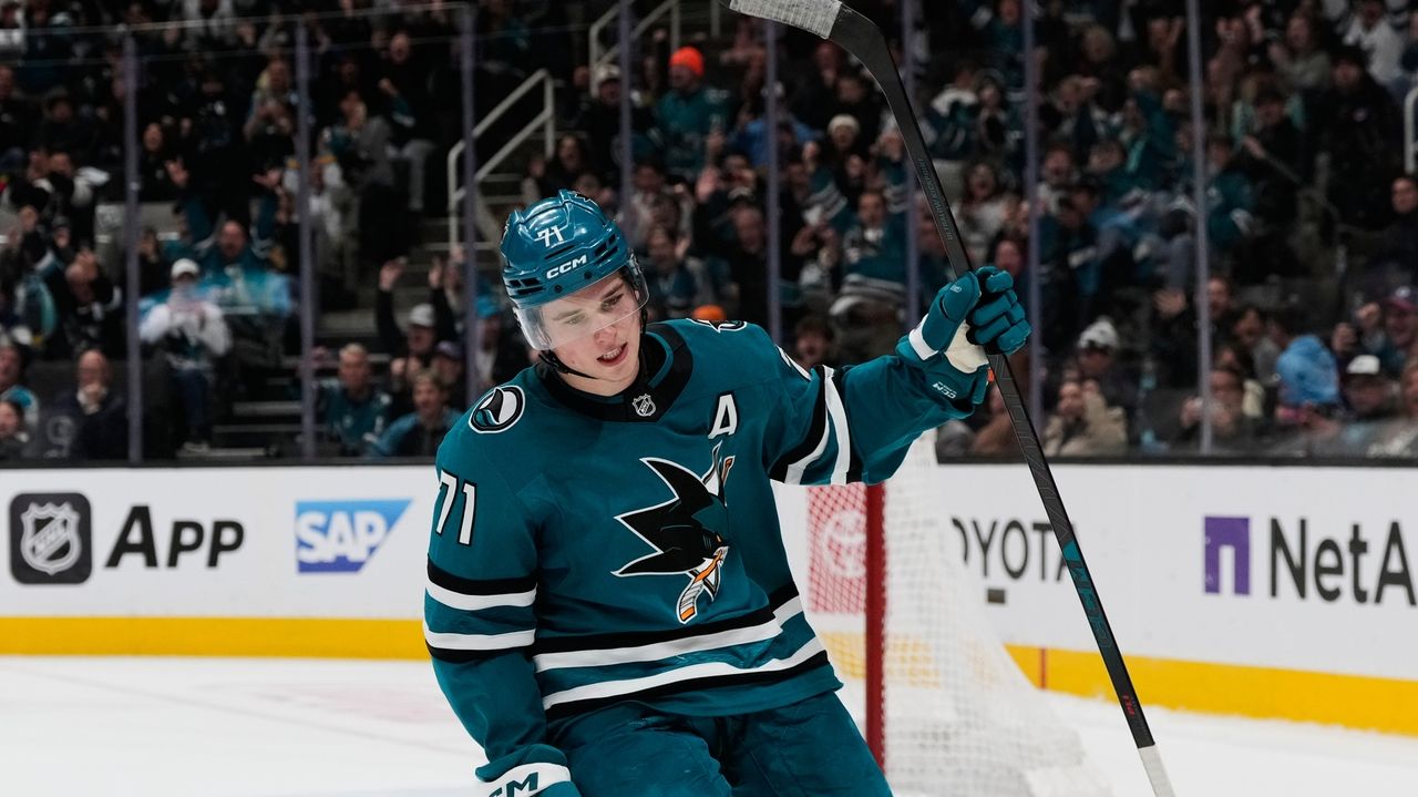Wennberg has goal and assist against former team as Sharks beat Blue ...