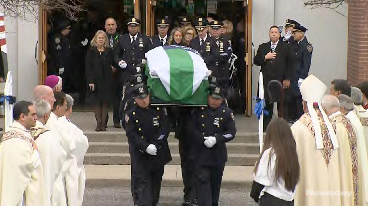 Sea of blue remembers fallen NYPD Det. Brian Simonsen - Newsday