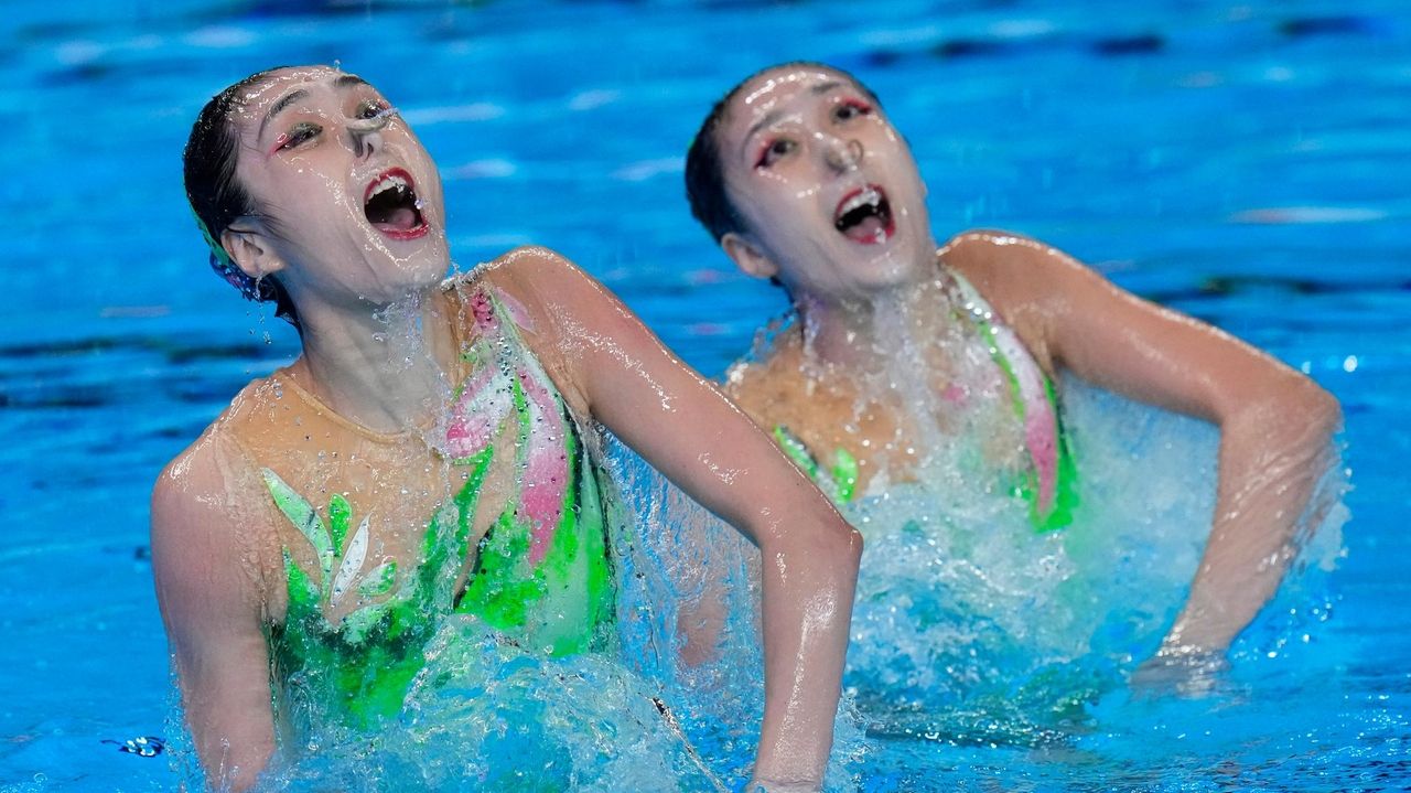 Twins Wang Liuyi and Wang Qianyi team up for another Chinese gold medal ...