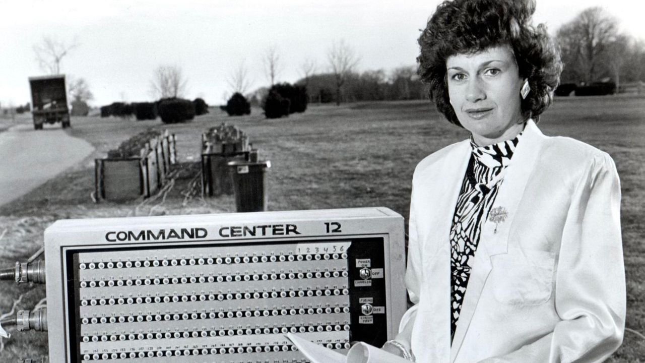 Donna Grucci-Butler, who led Long Island's Fireworks by Grucci, dies at ...
