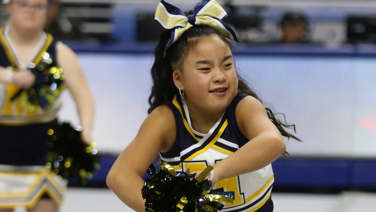 Newsday Cheer Fest: Massapequa Challenger - Newsday