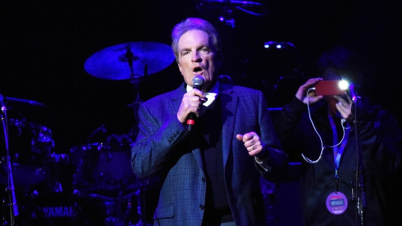 Scott Shannon retiring from WCBS-FM - Newsday