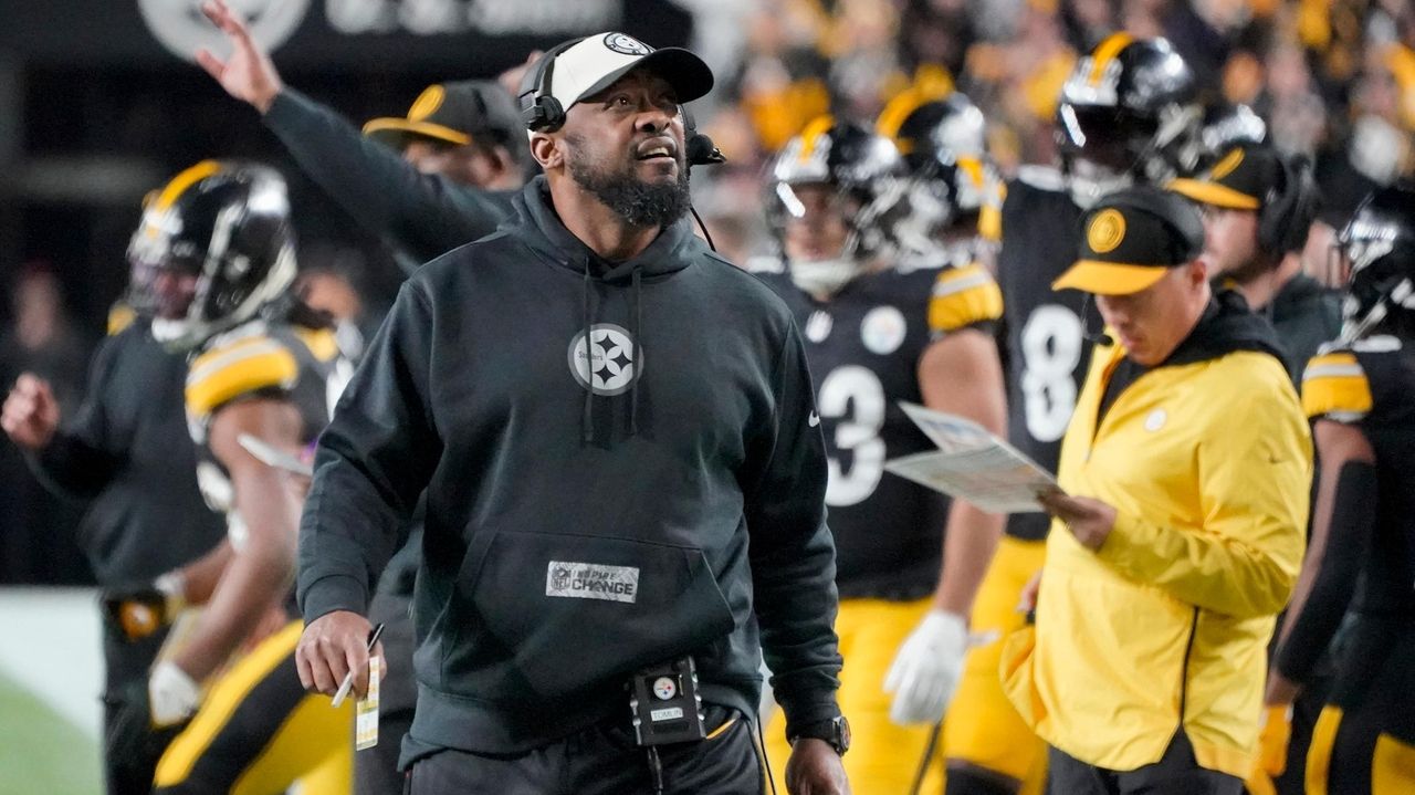 Venerable coaches lead Steelers and Seahawks into key Week 17 matchup ...