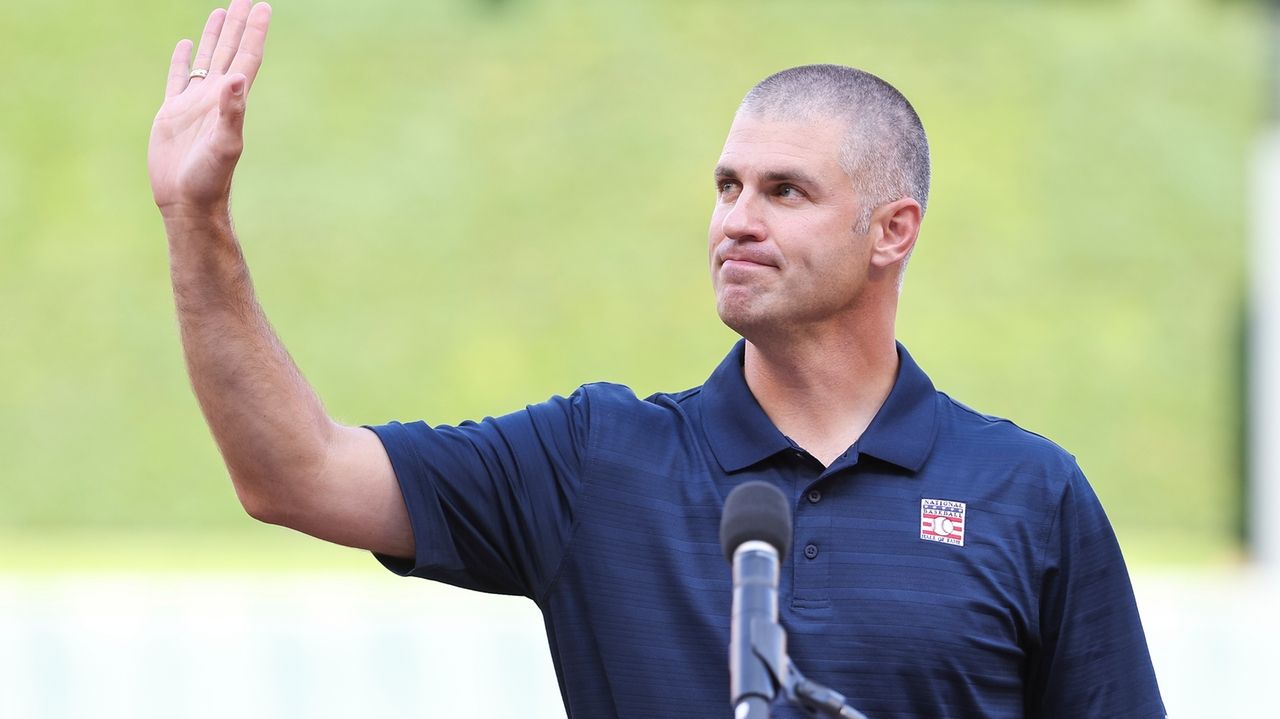Twins to place Joe Mauer statue outside Target Field - Newsday