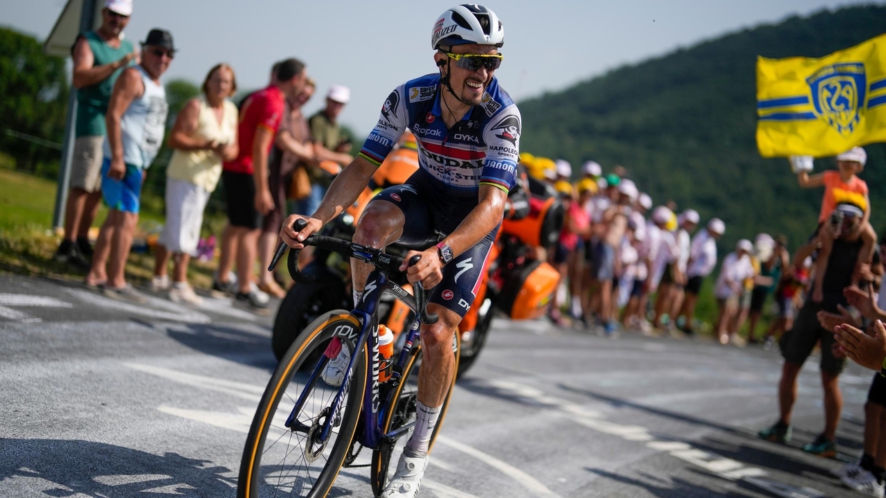 Two-time world road champion Alaphilippe to race in Tour Down Under ...