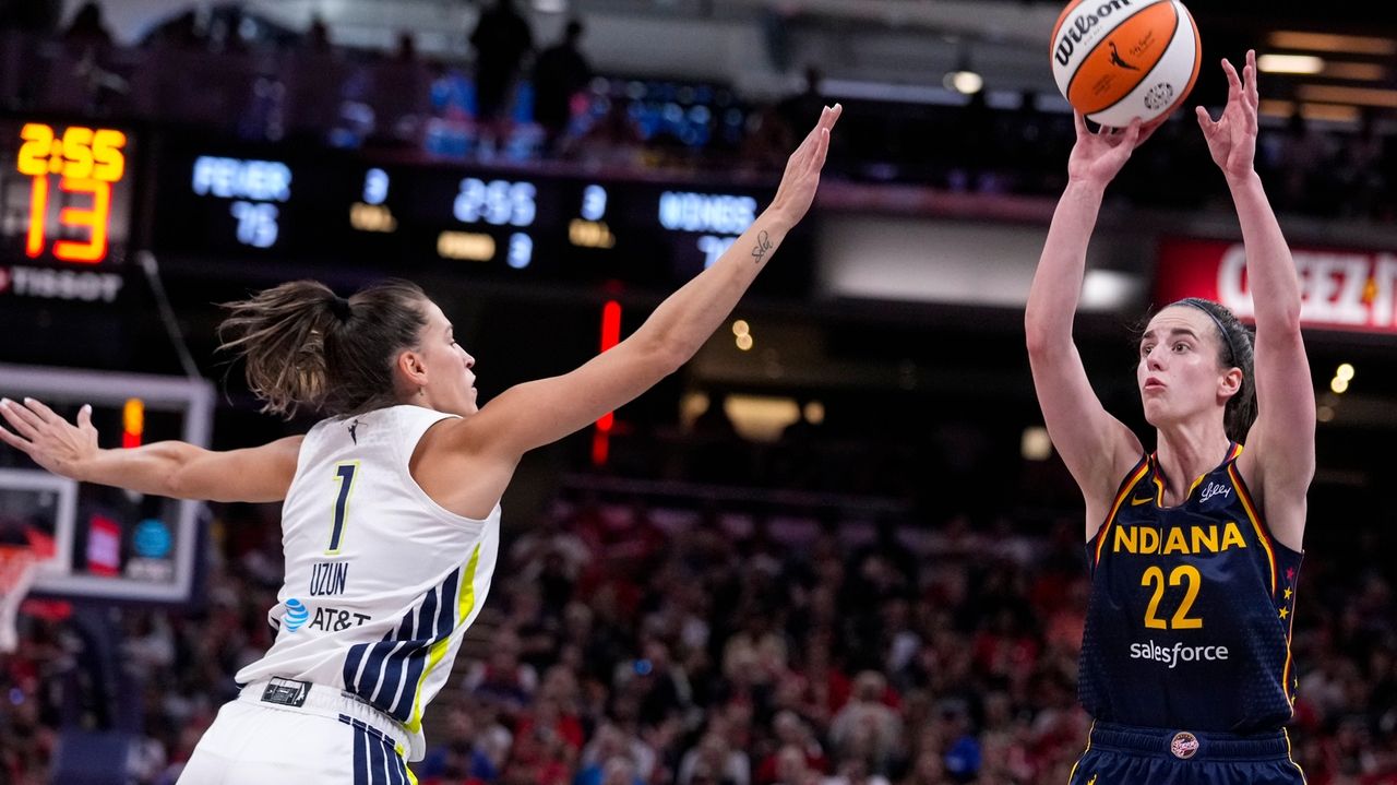 Caitlin Clark scores career-high 35, Kelsey Mitchell adds 30 as Fever beat Wings 110-109 - Newsday