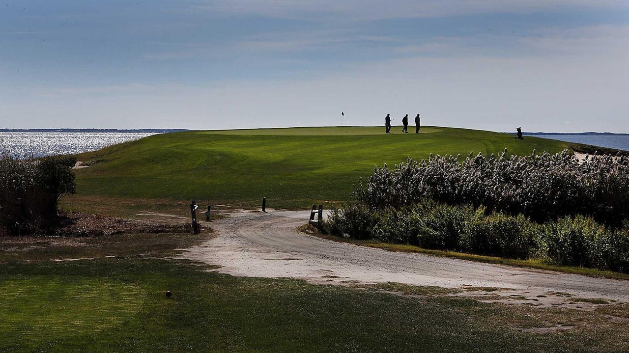 Timber Point weathers two storms - Newsday