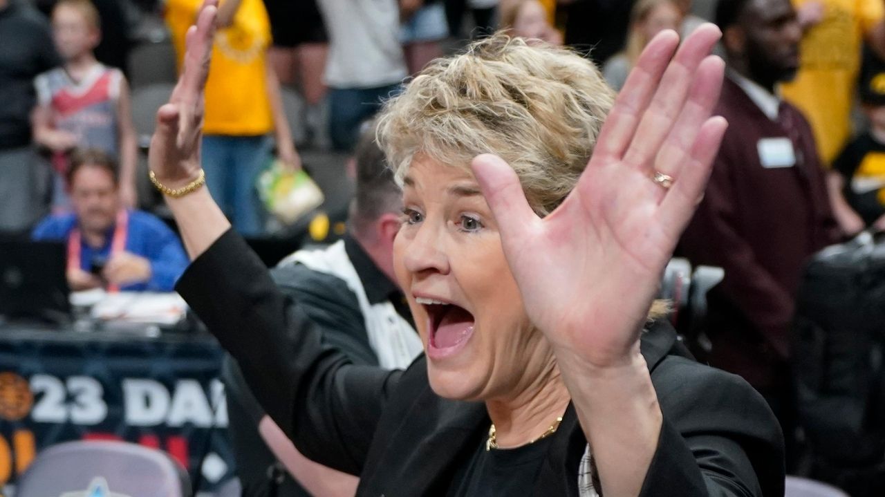 On cusp of title, Iowa's Bluder cherishes state's 6-on-6 era - Newsday