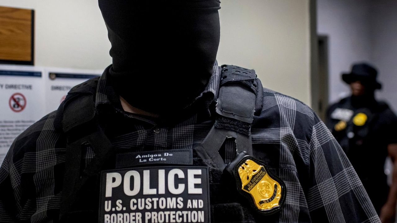 Experts: Long Island police officers make for attractive recruits as ...