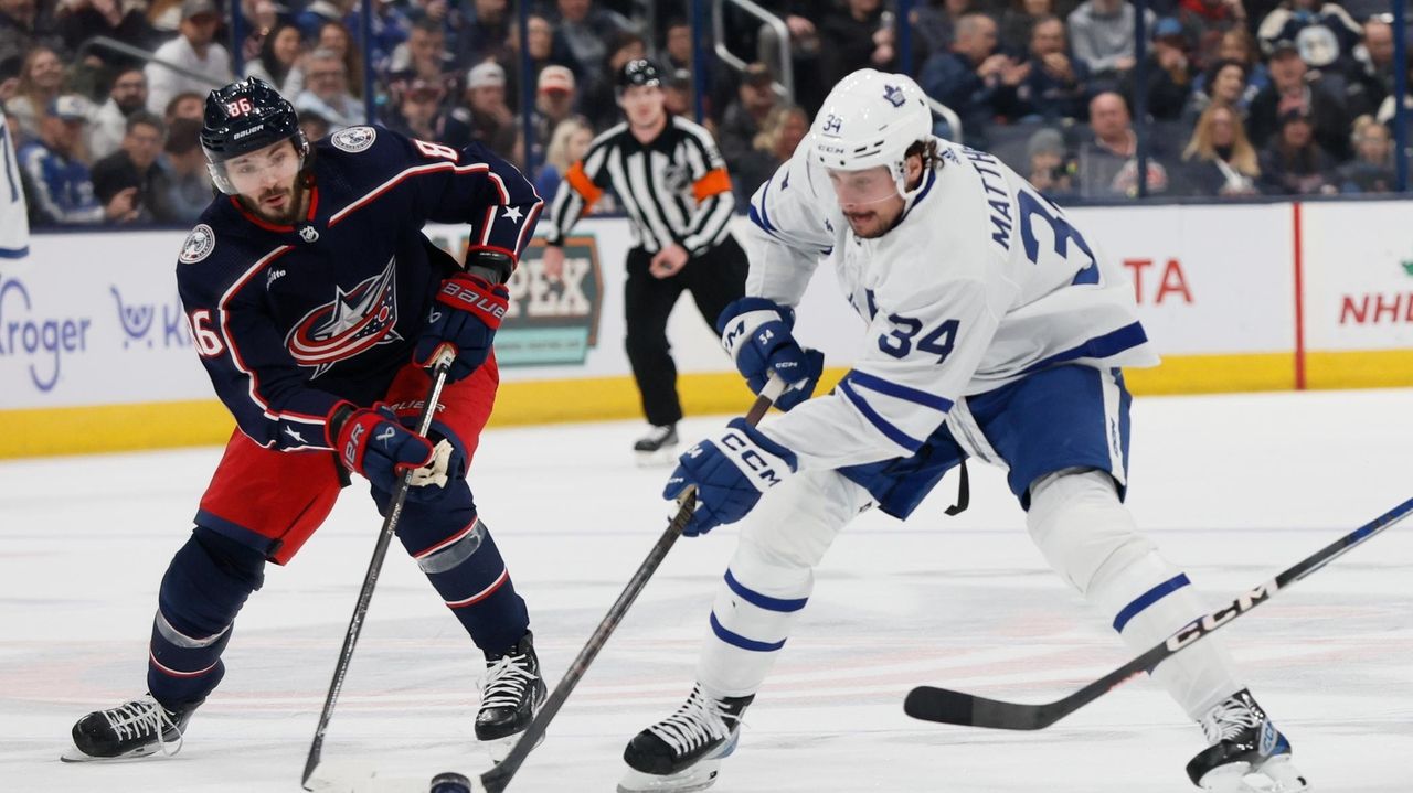 Auston Matthews scores twice, leads Maple Leafs over Blue Jackets 4-1 ...