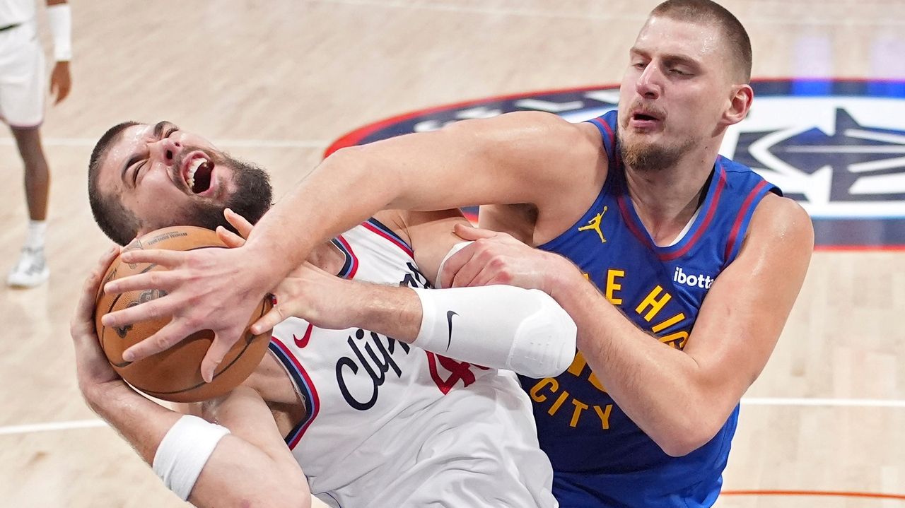 Harden scores 37 and Clippers overcome Jokic's triple-double to beat Nuggets 126-122 - Newsday