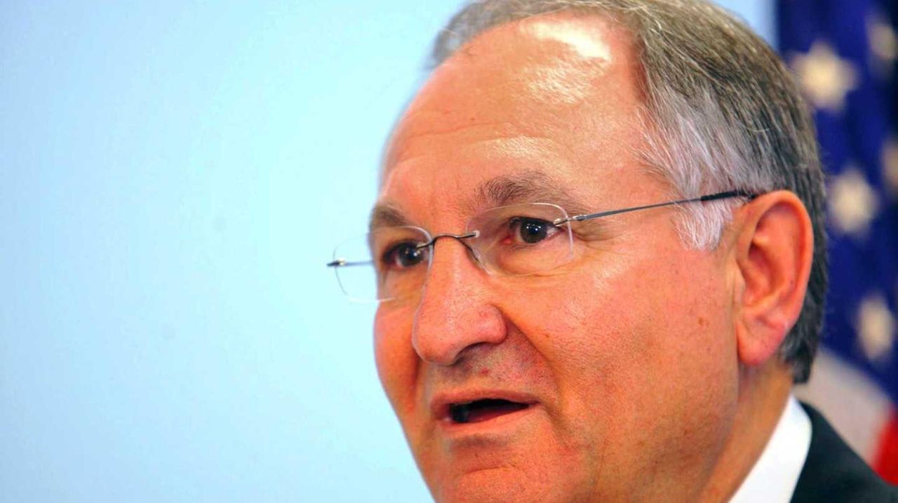 George Maragos suspends payments to engineering firm - Newsday