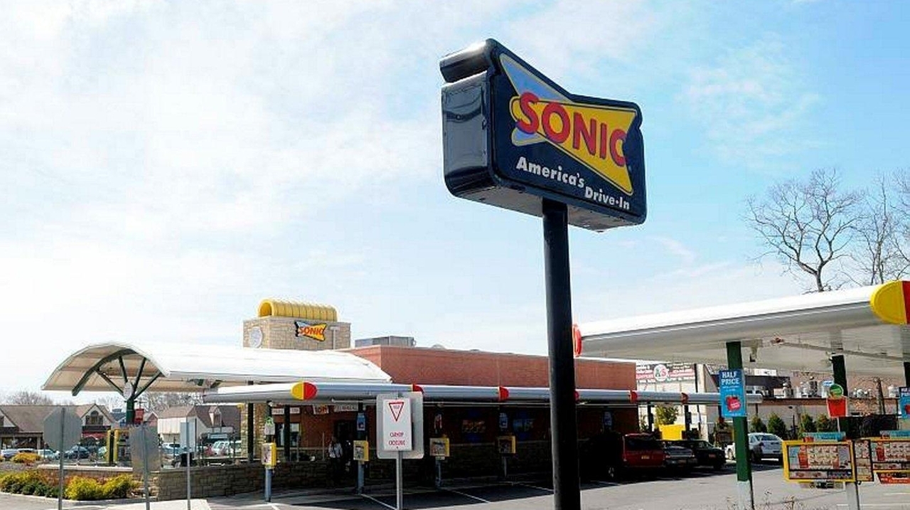 Sonic Drive-In to open near Green Acres Mall - Newsday