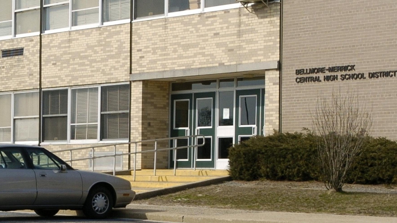Feds: Bellmore-Merrick Central High School District facing ...