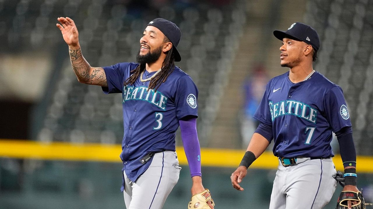 Mariners put leadoff-hitting SS J.P. Crawford on the 10-day IL with ...