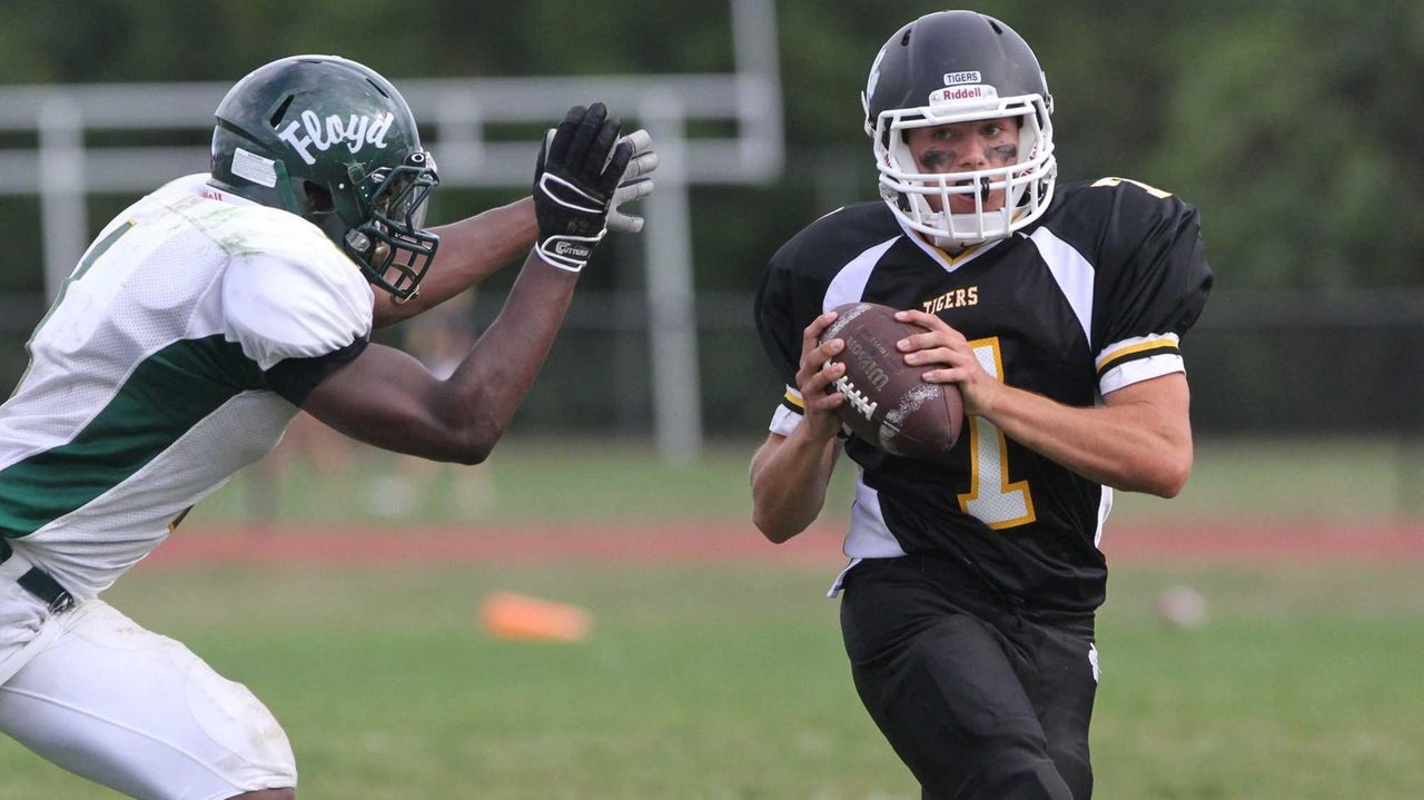 Jenkins leads Floyd's defense in win over Northport - Newsday