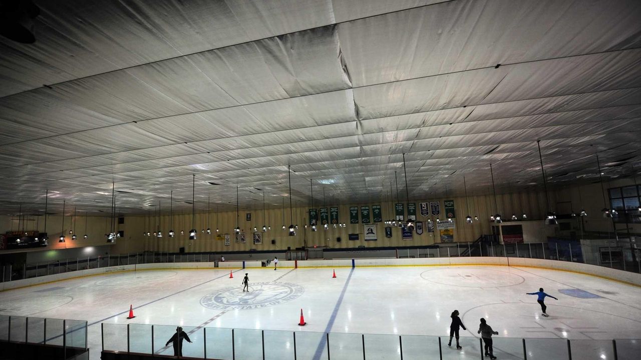 Long Beach leaders look to rehab ice rink - Newsday