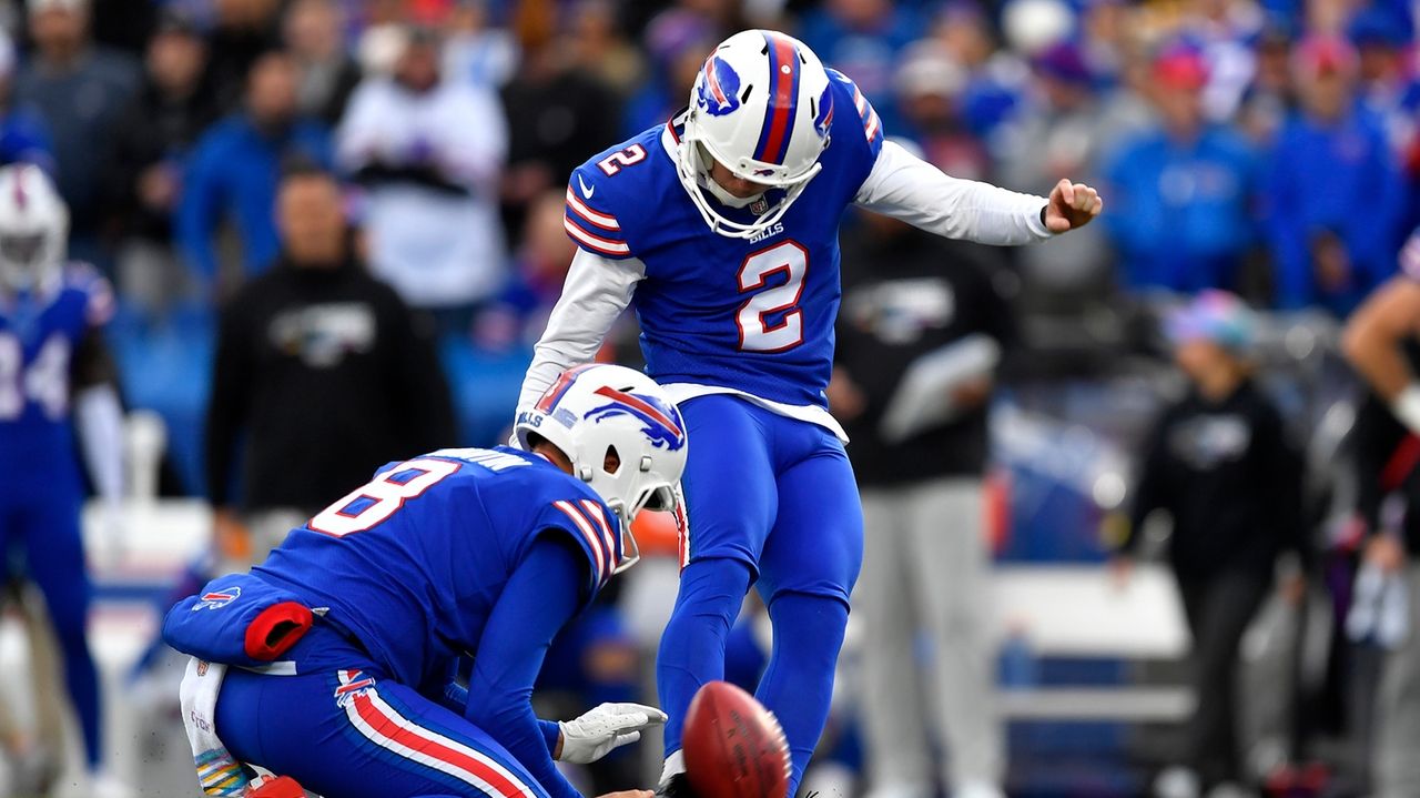 Bills sign kicker Tyler Bass to 4-year contract extension - Newsday