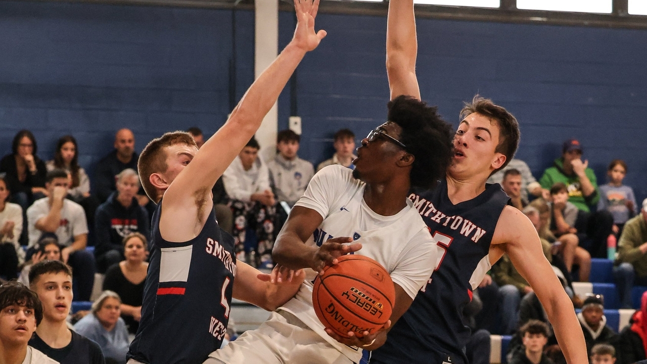 Photos: Smithtown West-North Babylon boys hoops - Newsday
