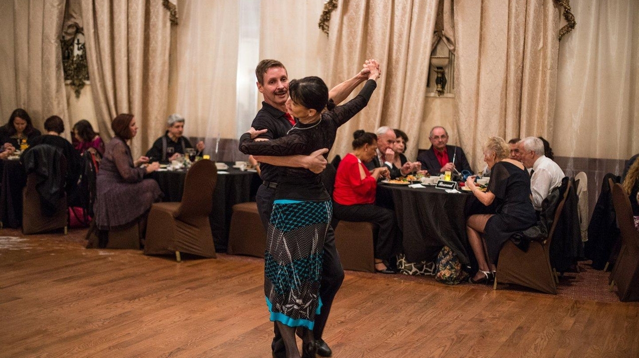 Passion of the dance draws fans to the Argentine tango - Newsday