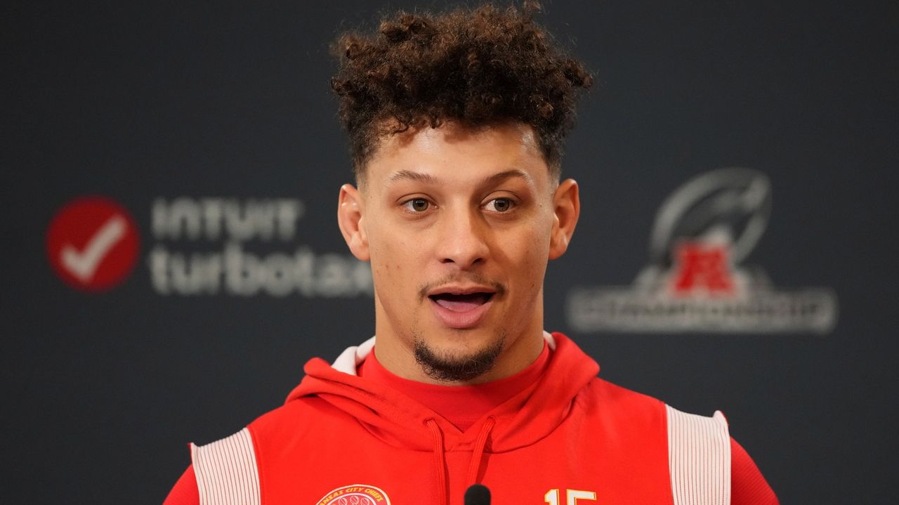 Patrick Mahomes on whether NFL officials favor the Chiefs: 'The ...