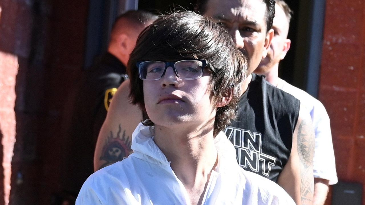 Police: Jogger stabbed driver 11 times during confrontation - Newsday