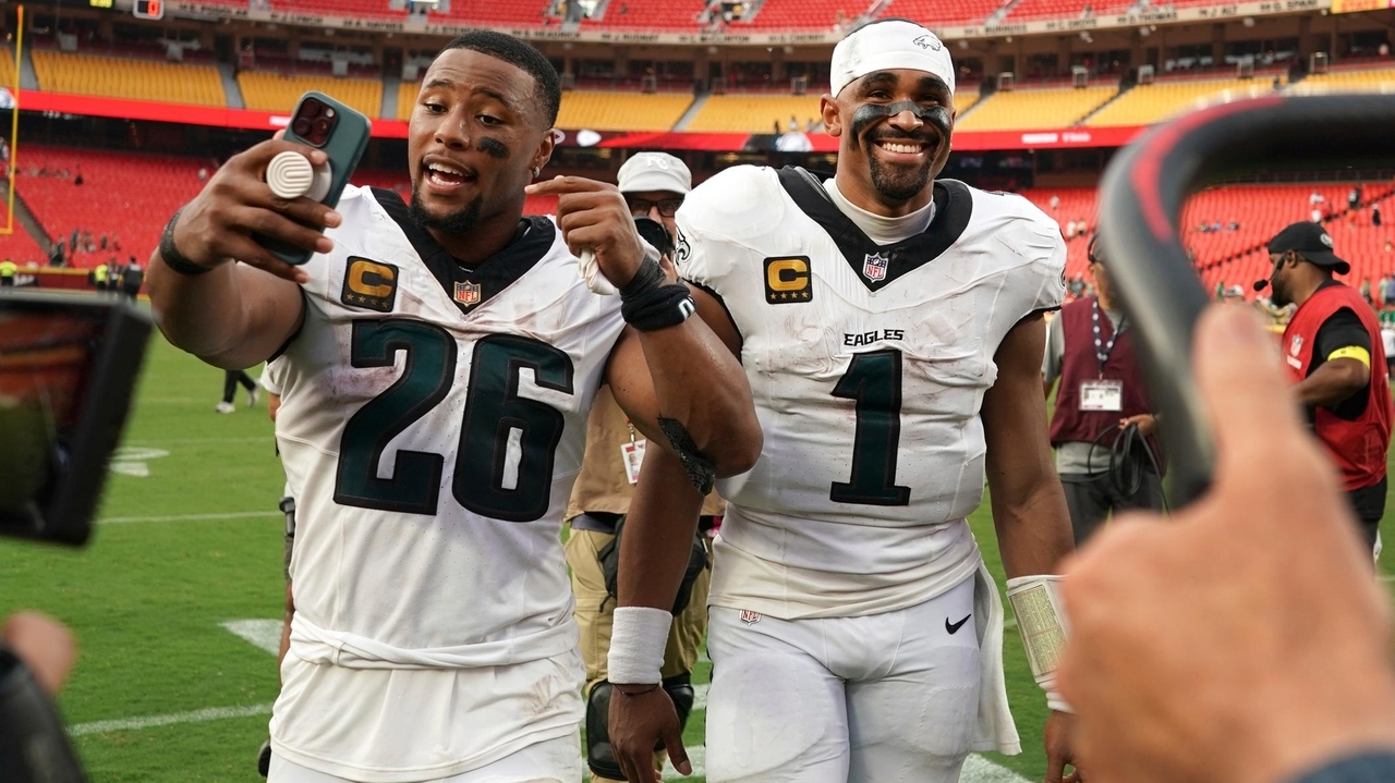 Eagles lay down the smack talk and silence tush-push doubters on way to ...